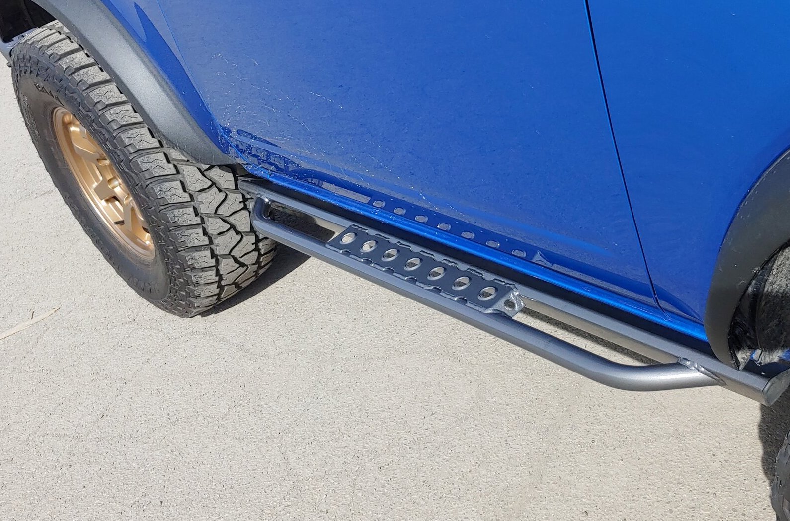 Adding Jeep Rubicon rails to Bronco stock rock sliders | Bronco6G ...