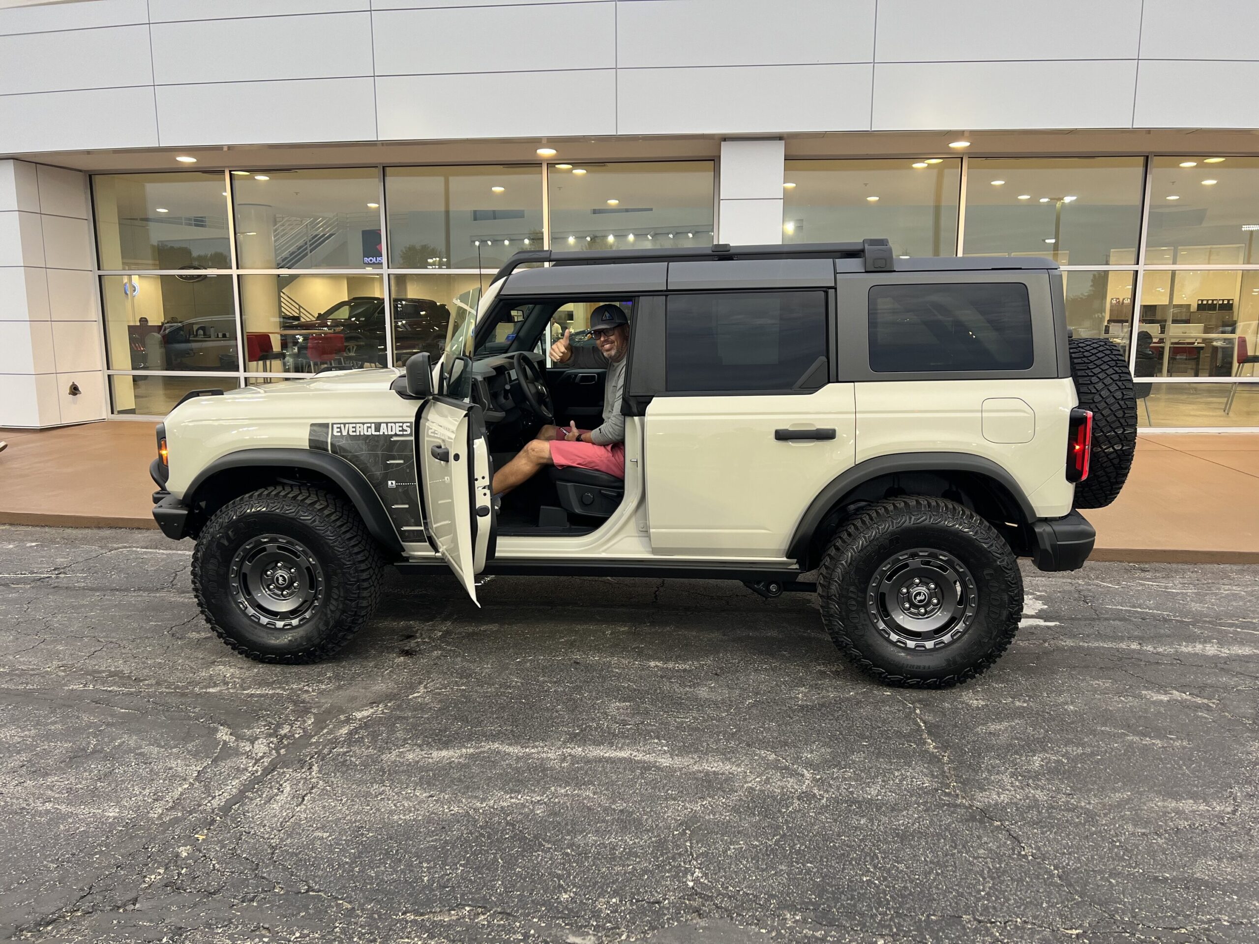 Finally got her. Desert Tan Everglades Bronco | Bronco6G - 2021+ Ford ...