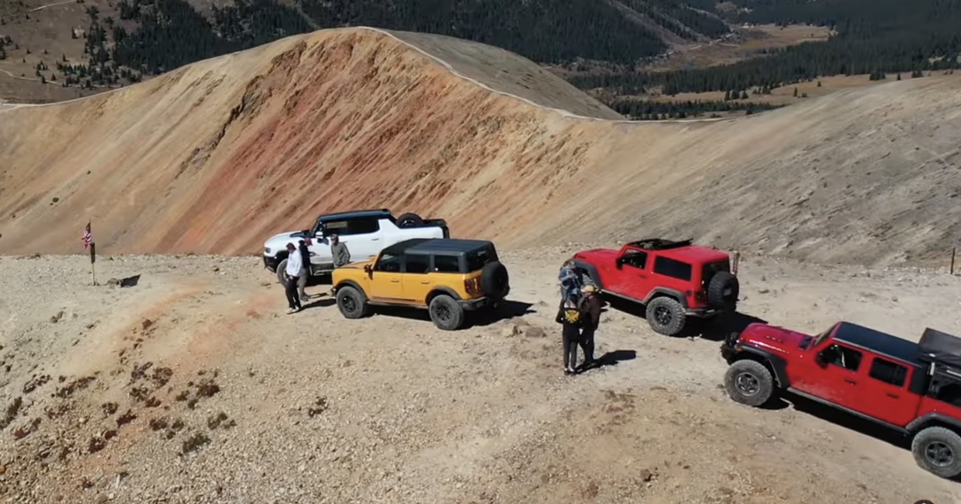 Bronco vs. Hummer EV off-road review by TFL | Bronco6G - 2021+ Ford ...