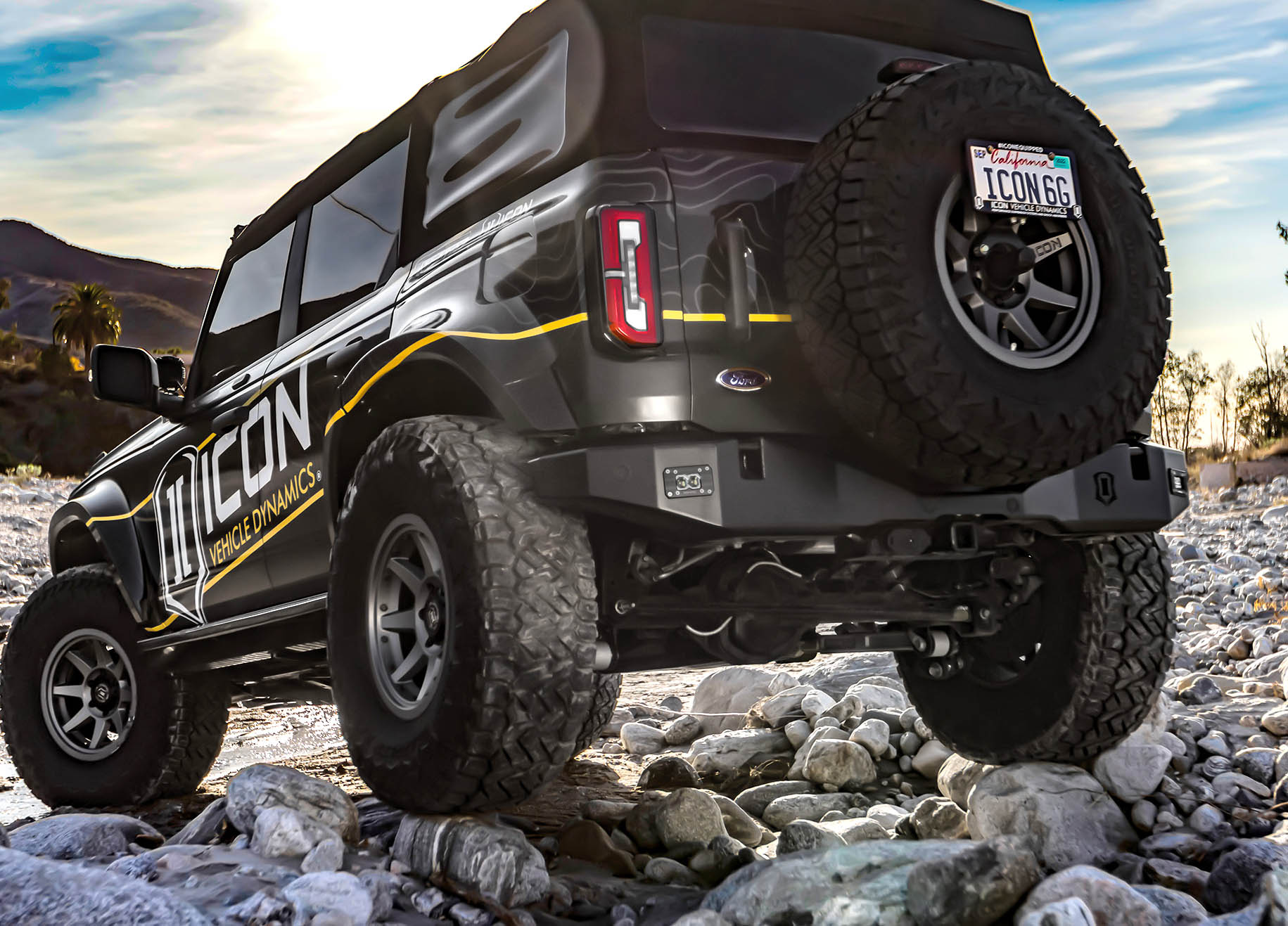 ICON Impact Pro Series Rear Bumper | Bronco6G - 2021+ Ford Bronco ...
