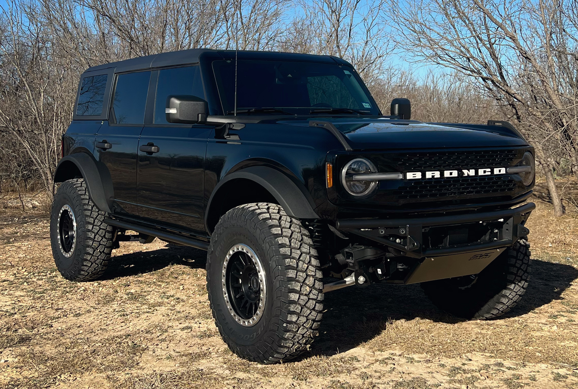 4 Door Bronco Wildtrak Black Out Build on 37" KM3s | Bronco6G - 2021 ...