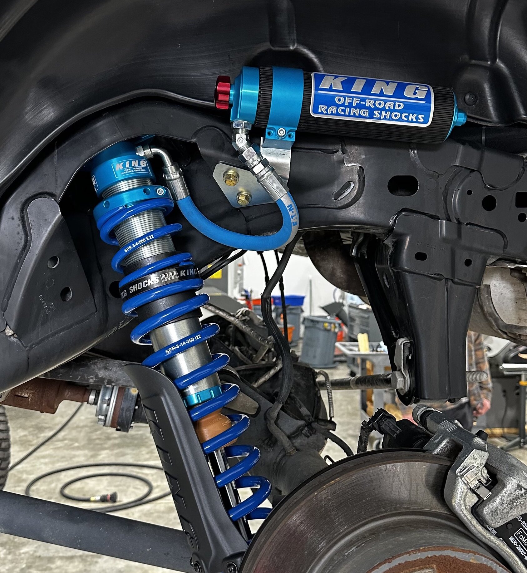KING 2.5 PERFORMANCE SERIES INSTALL | Bronco6G - 2021+ Ford Bronco ...