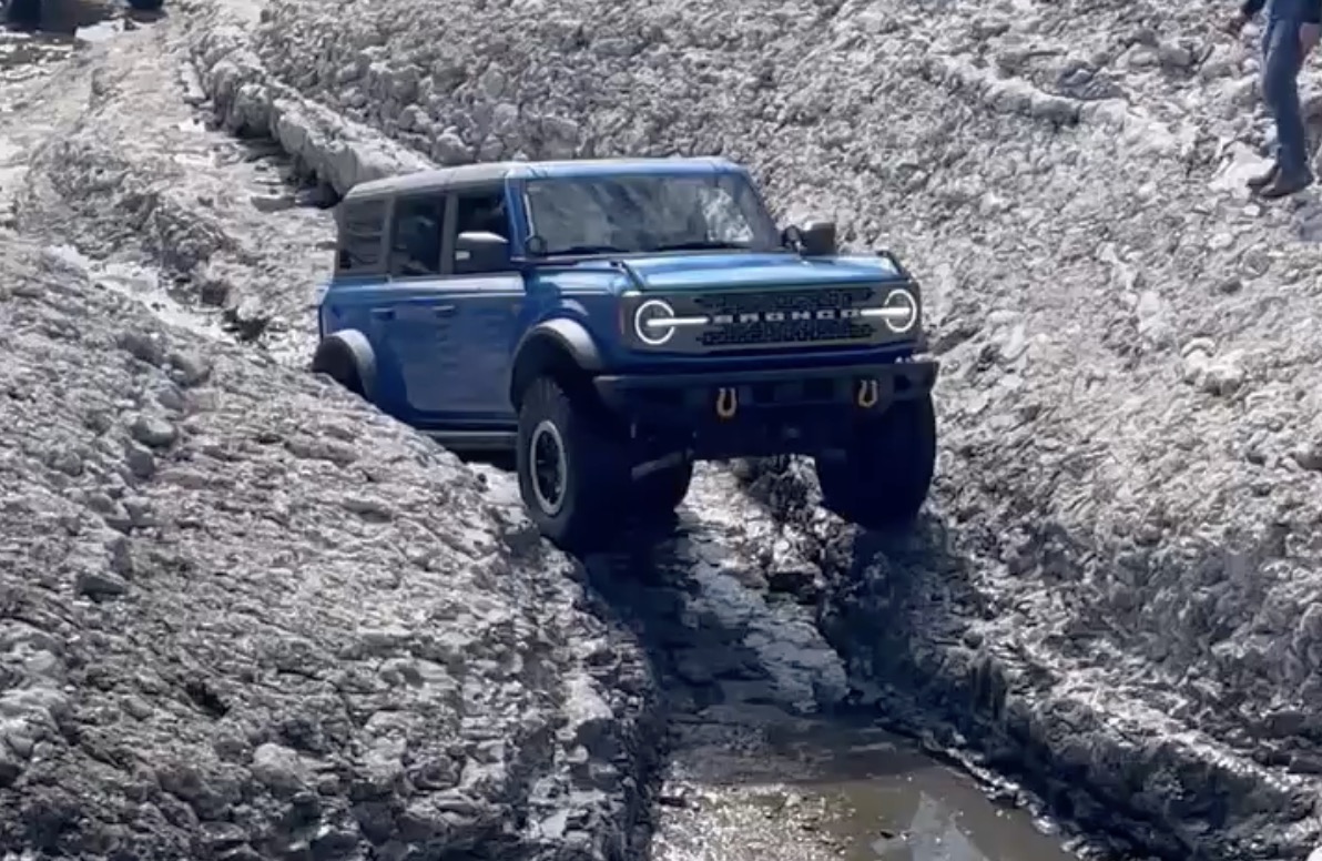 My Bronco Badlands Rock Crawling Video From Little Blue State Park, OK ...