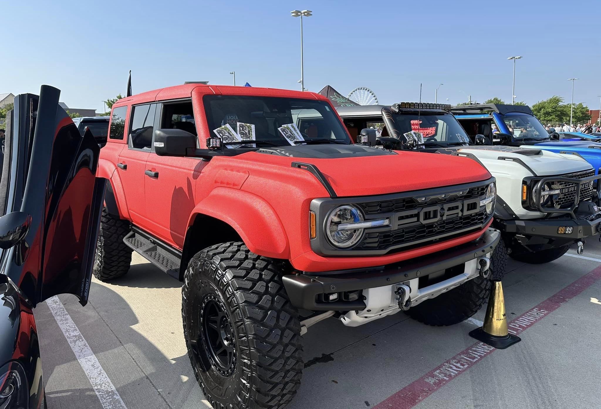 Red bed liner sprayed Bronco Raptor | Bronco6G - 2021+ Ford Bronco ...