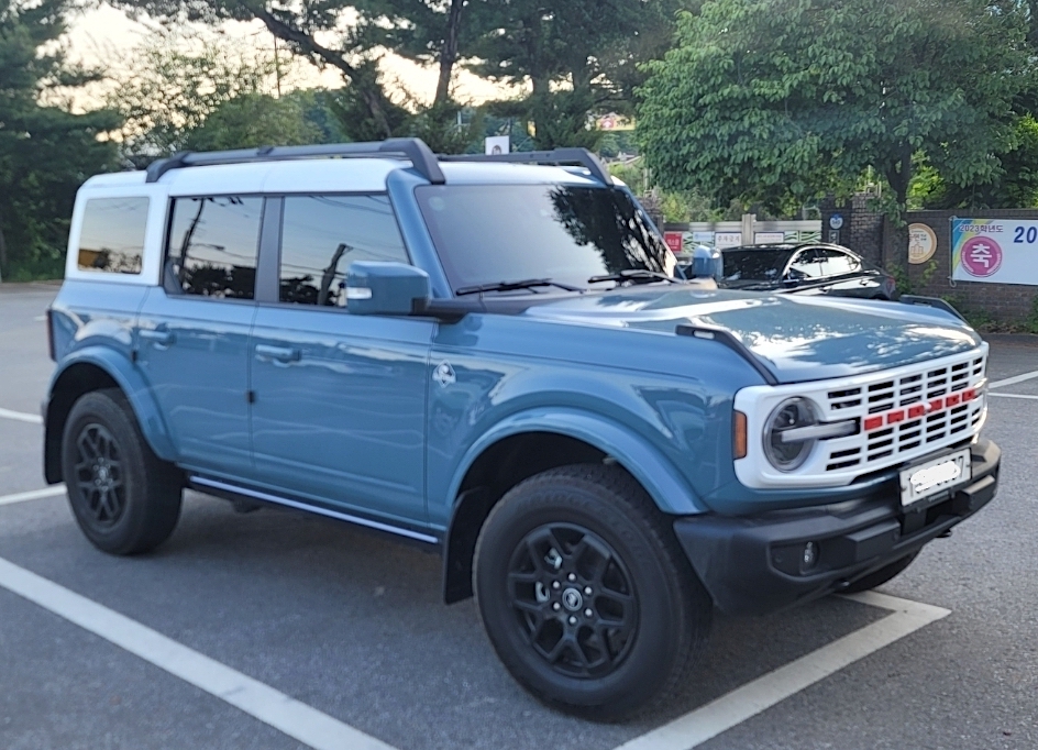 Outer Banks retro concept build | Bronco6G - 2021+ Ford Bronco & Bronco ...