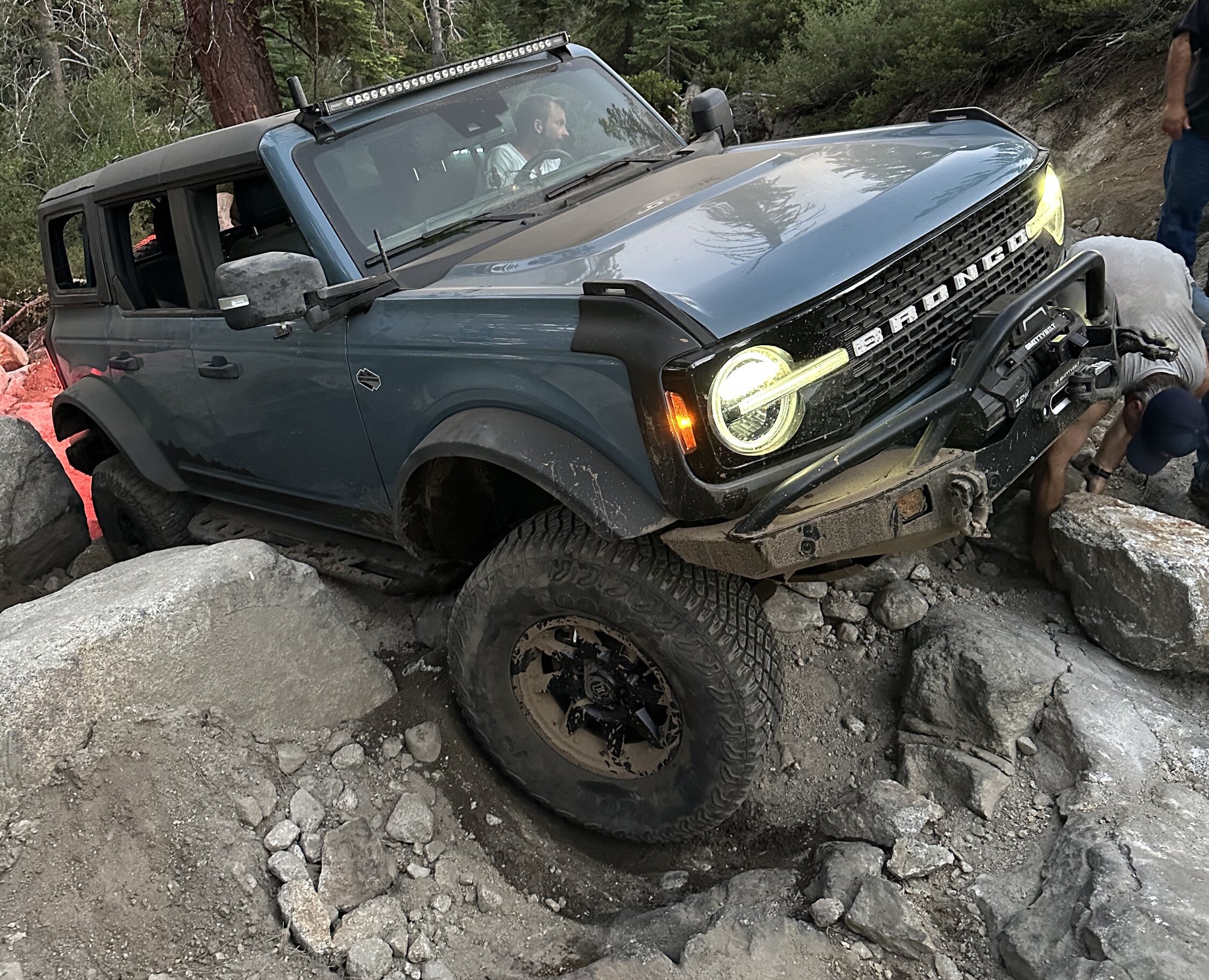 Night time Rubicon attempt... Metalcloak bumpers and control arms ...