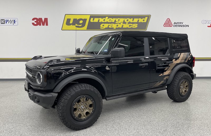 Black Diamond w/ brown Braptor Graphics | Bronco6G - 2021+ Ford Bronco ...