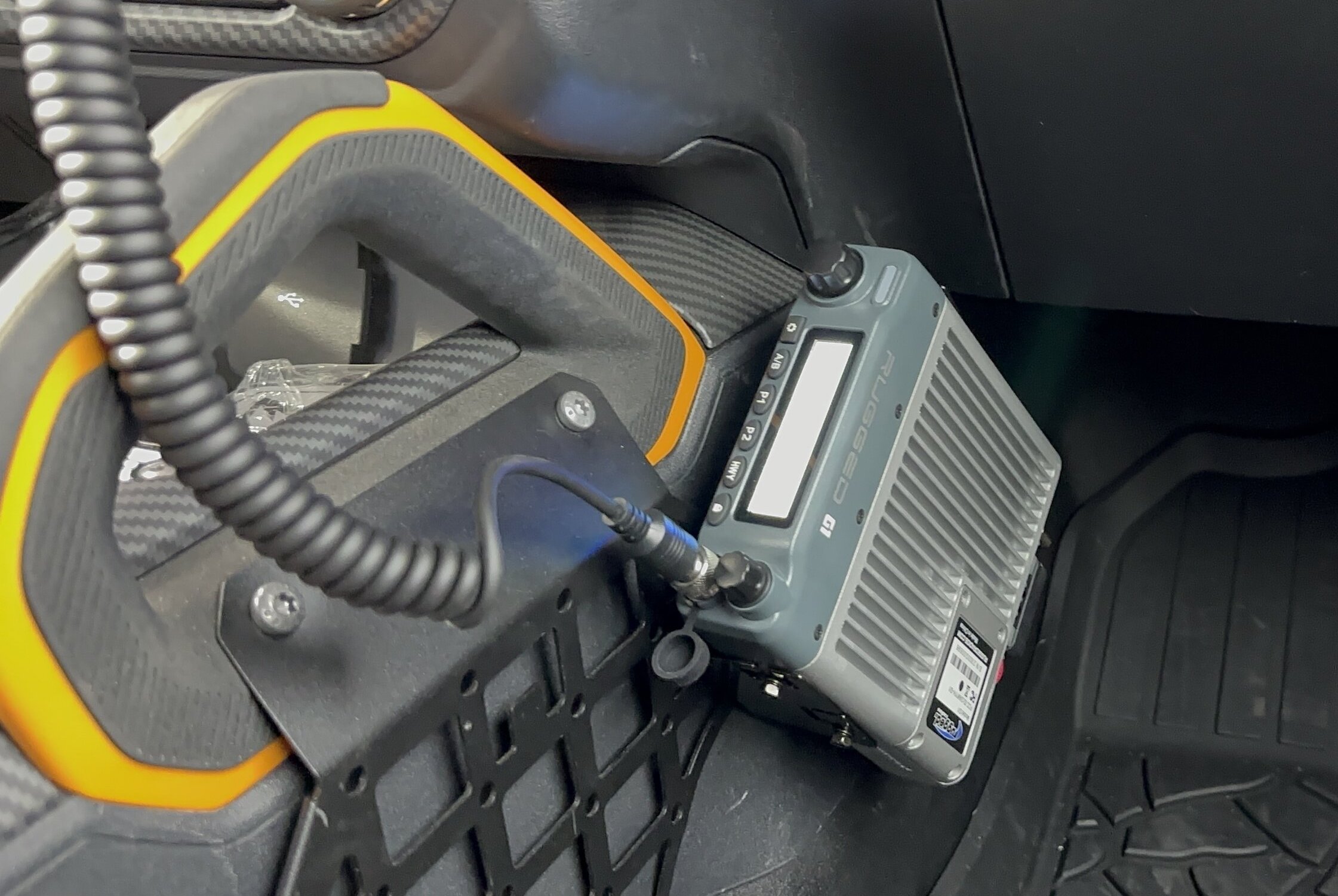 Installed the Rugged Radios G1 Adventure Series GMRS radio | Bronco6G ...