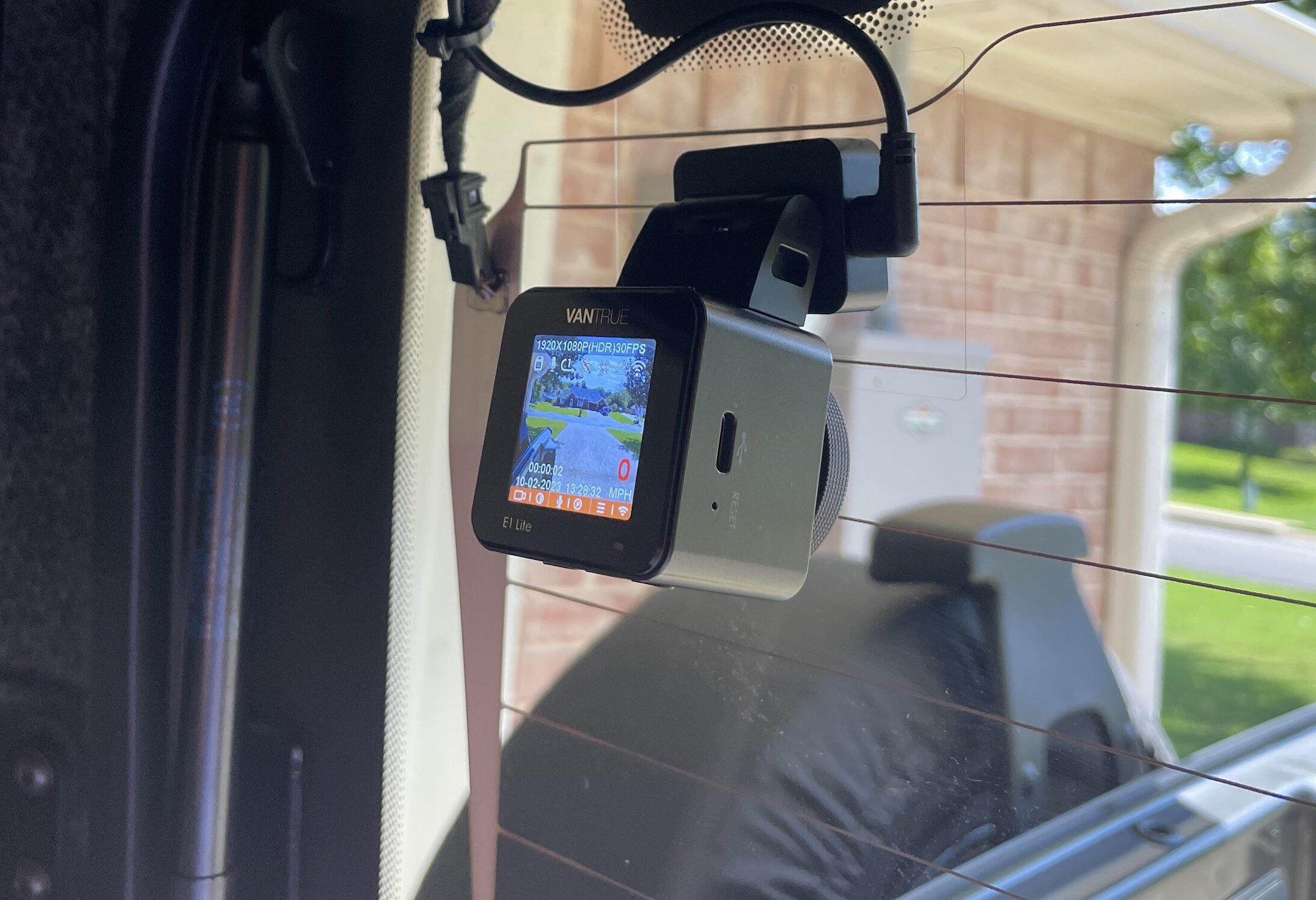 Front & Rear dashcams installed with pics & links to products ...