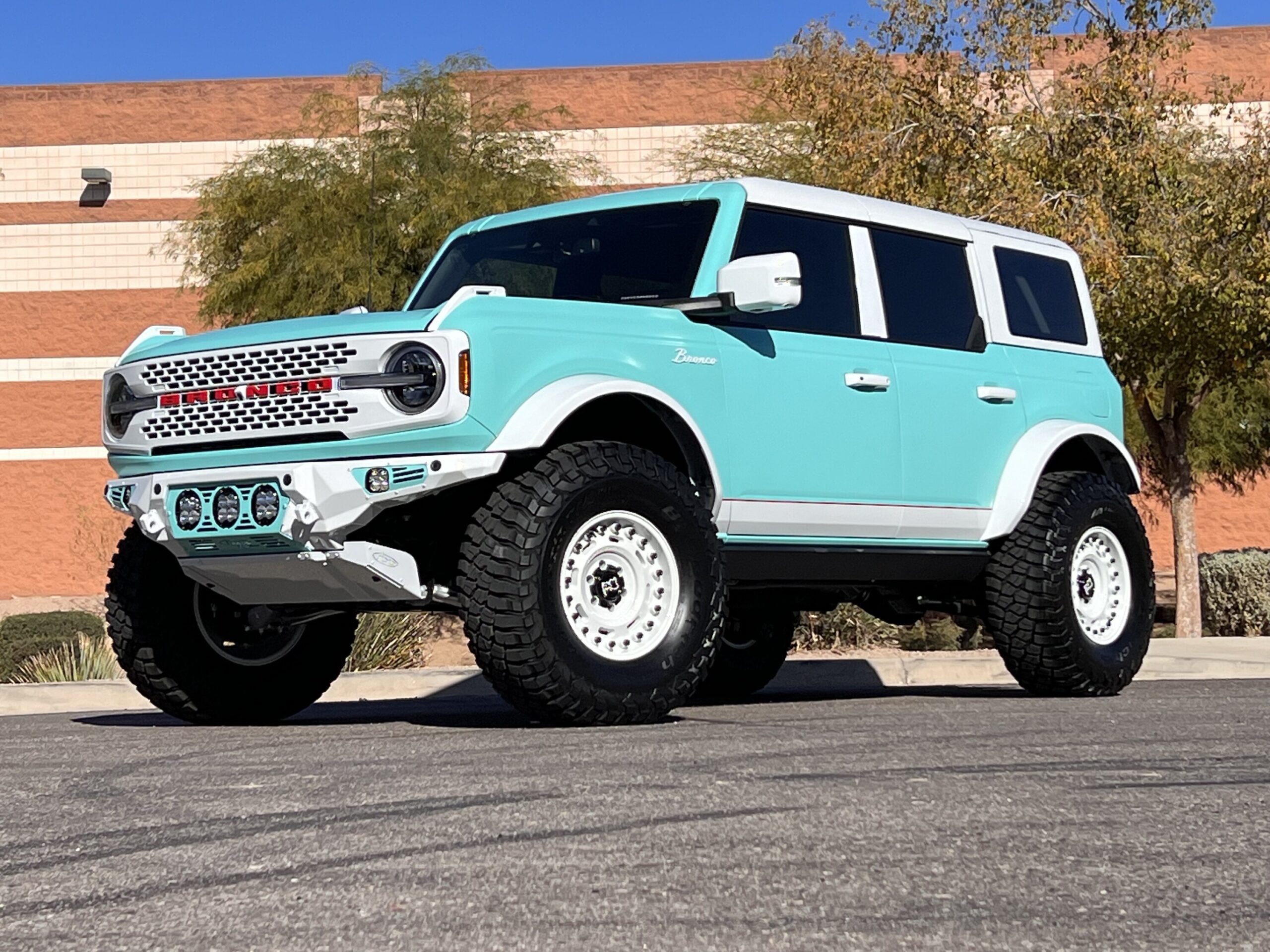 Full color change: Tiffany paint on retro Bronco build by Doetsch ...