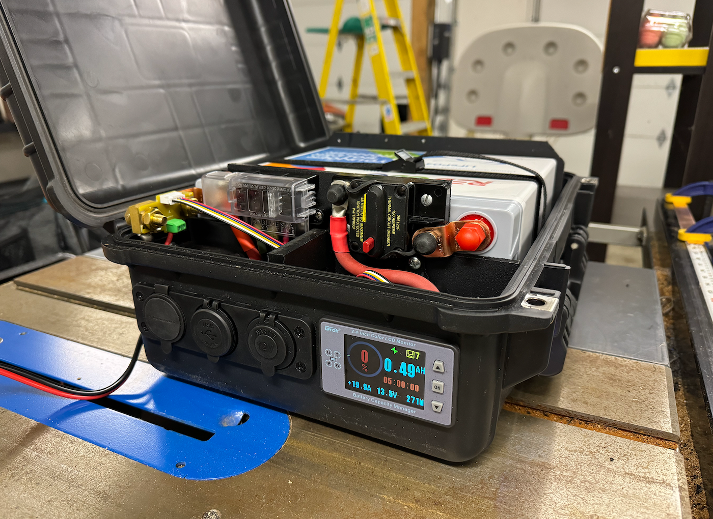 Portable Power Station DIY Build -- My Portable Battery System ...