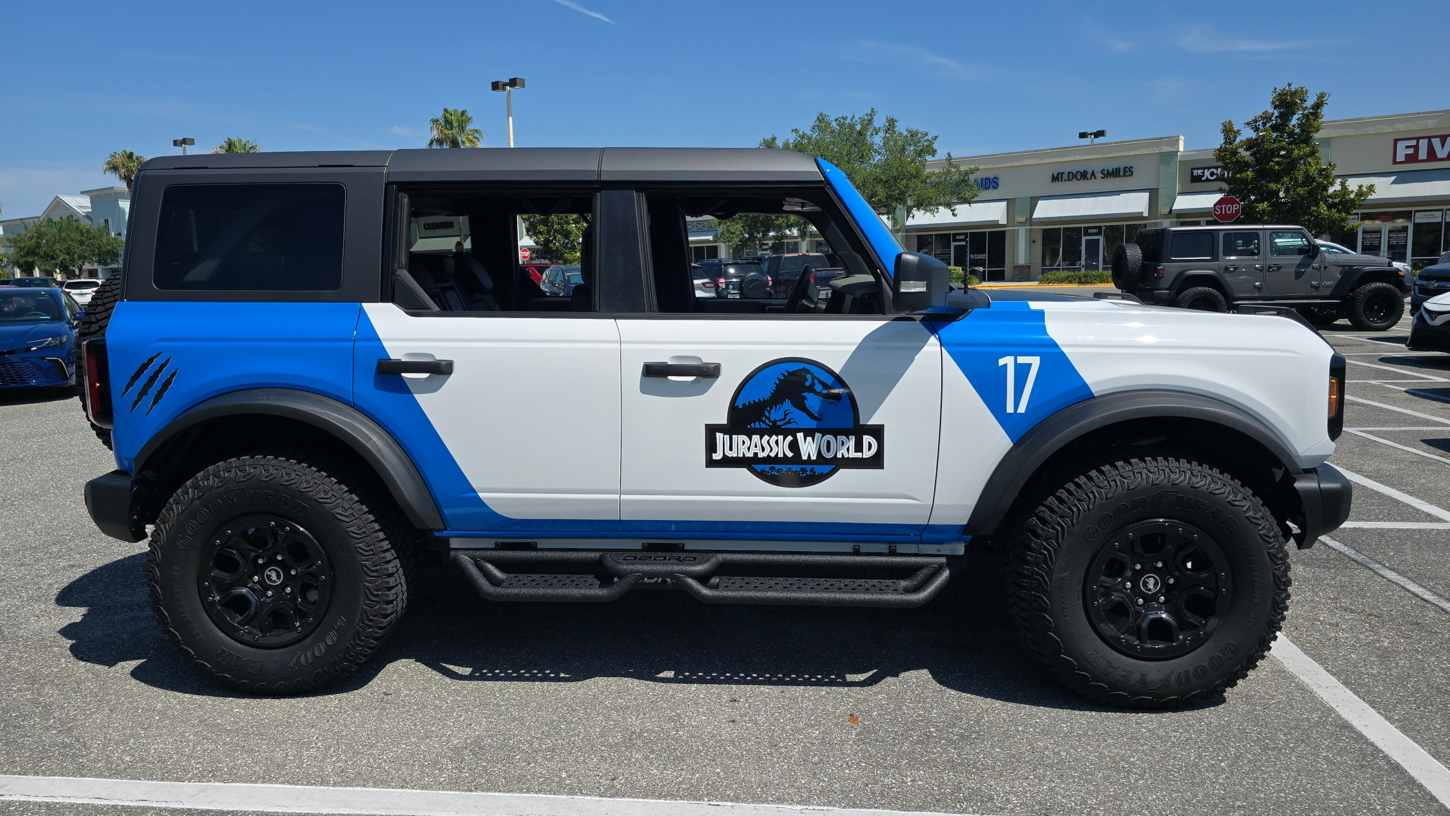 Wrapped my Bronco, inspired by Jurassic Park Roamer | Bronco6G - 2021 ...