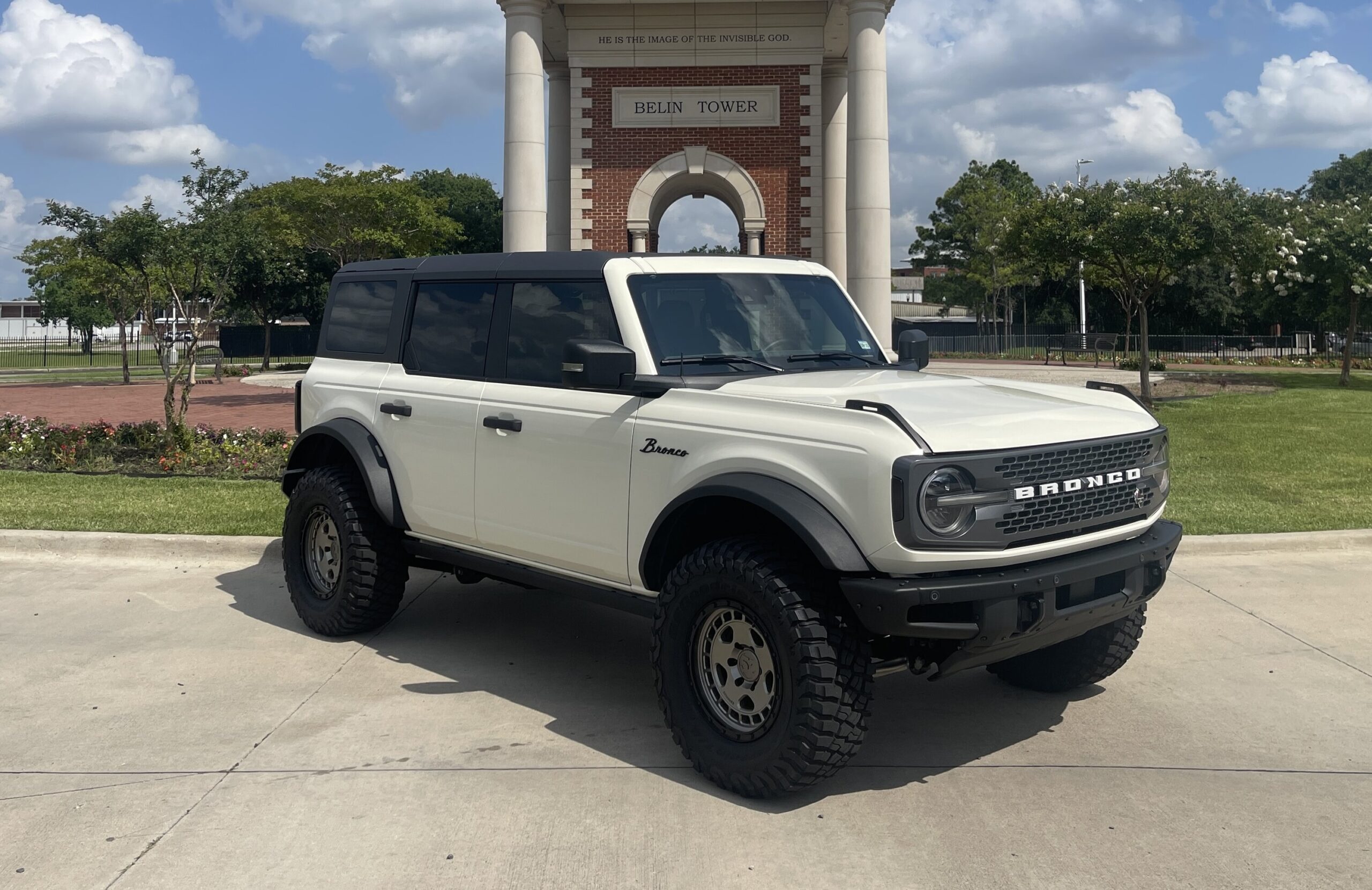 Wimbledon White Bronco wrap: the first and only. | Bronco6G - 2021 ...
