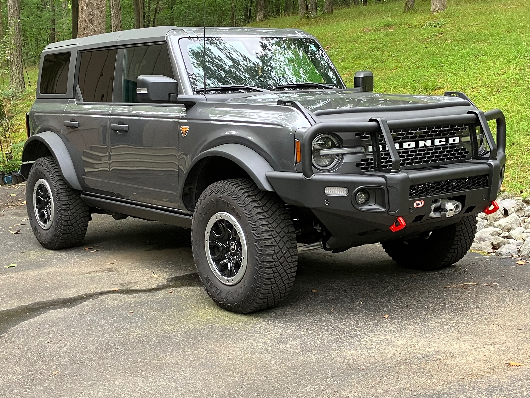 ARB Summit, Warn Zeon 10S, Zone UCAs and Eibach Pro 2.0s installed ...