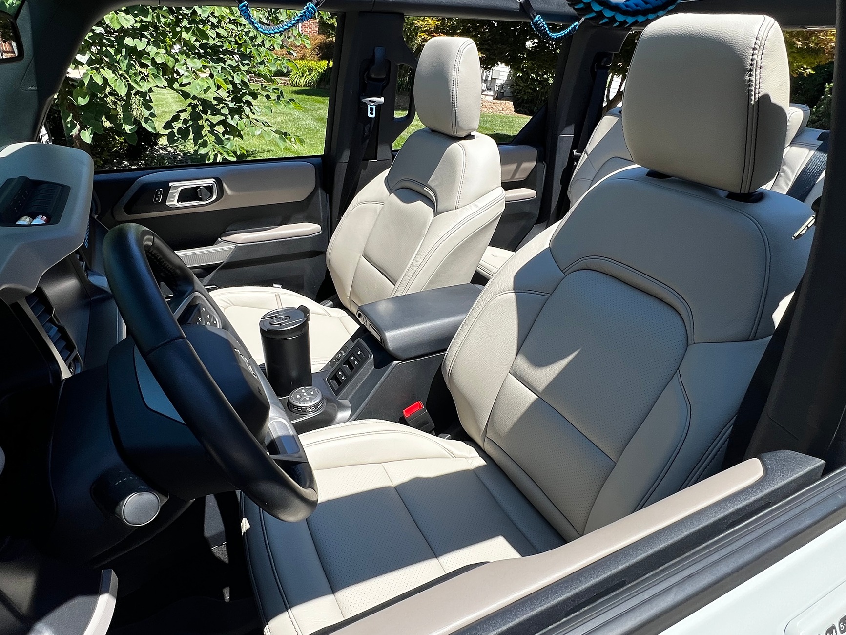 Katzkin Leather Seats (sand + black stitching) installed | Bronco6G ...