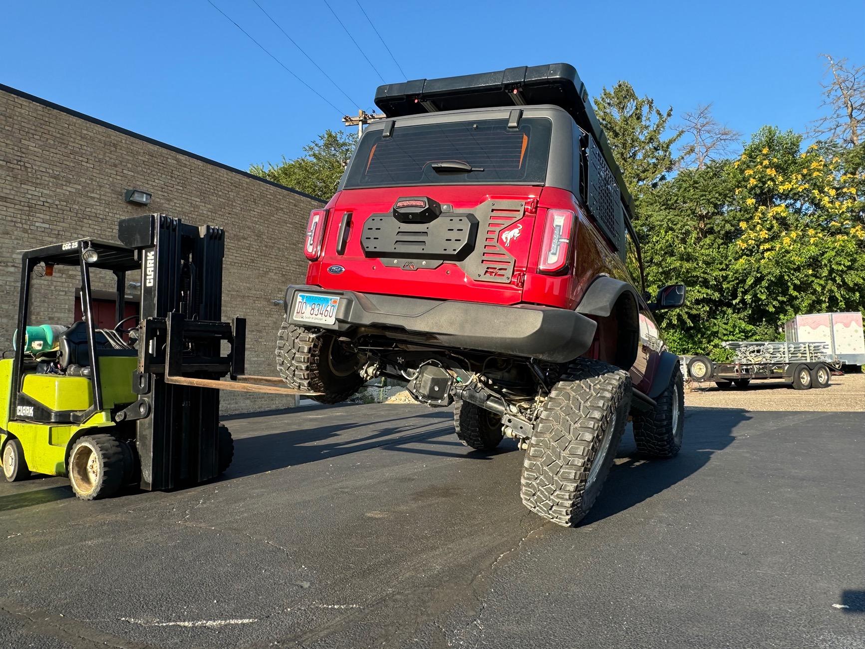 RockJock Rear AntiRock [Install + Forklift Flex Test] | Bronco6G - 2021 ...