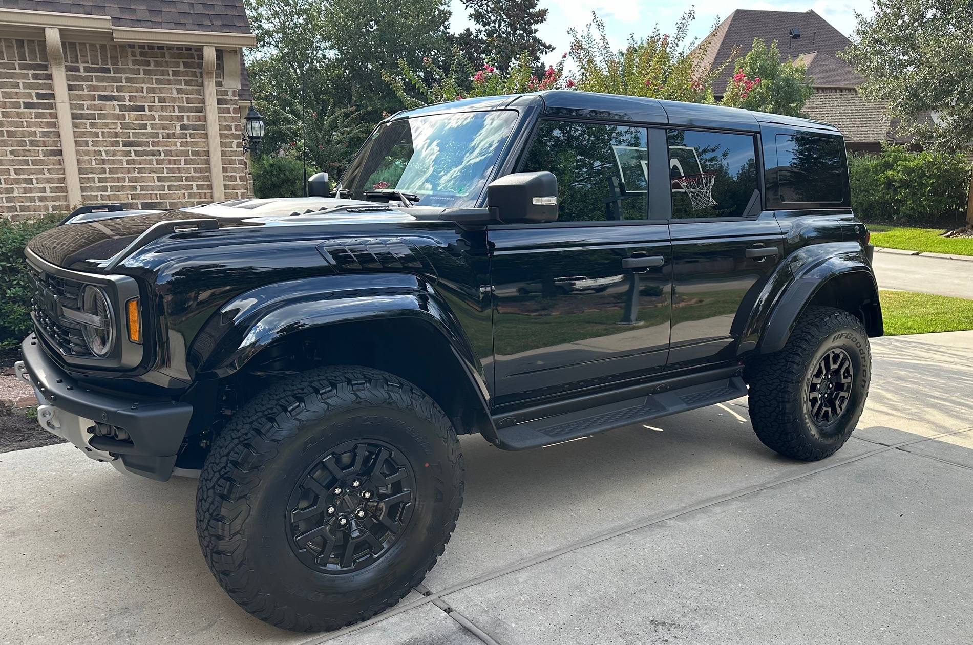 Raptor Bronco Color Matched Shadow Black Top | Bronco6G - 2021+ Ford ...