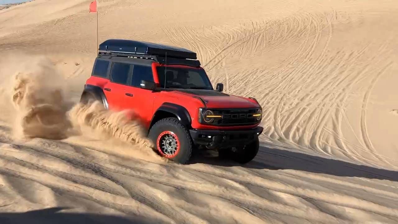 Glamis - Huge Dune Roosting with the SxSs and Sand Cars | Bronco6G ...