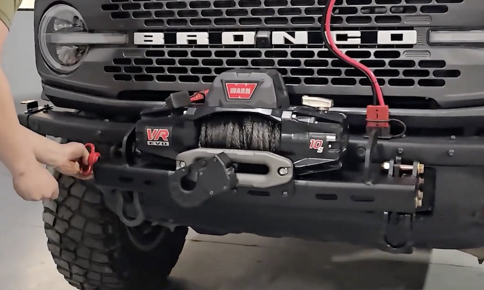 MAXIMUS-3 FORD BRONCO REMOVABLE WINCH SADDLE | Bronco6G - 2021+ Ford ...