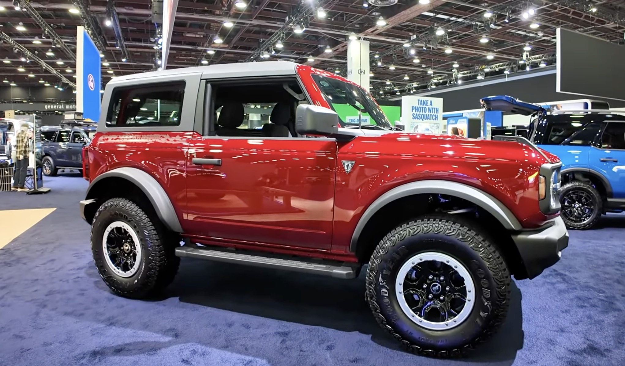 First Look at 2026 Bronco Base Sasquatch & Badlands at Detroit Auto ...